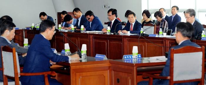 [포 토] 윤장현 광주광역시장, 간부회의 주재:온투데이 #http://ontoday.kr