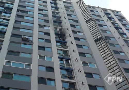 충남 논산시 아파트 15층서 불… 주민 30여 명 대피 소동:FPN Daily