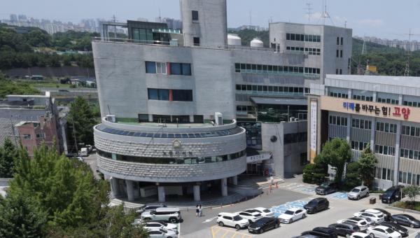 ‘민생은 뒷전 중앙정치 답습, 고양시의회’...국민의힘과 민주당, 정쟁 ‘눈살’:고양저널_www.gyjn.co.kr