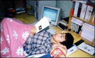 [클릭이사람] (312) a young poet, Kim, Min-Sik who has limited life (1):인물뉴스닷컴