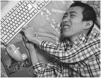 [클릭이사람] (313) a young poet, Kim, Min-Sik who has limited life (2):인물뉴스닷컴